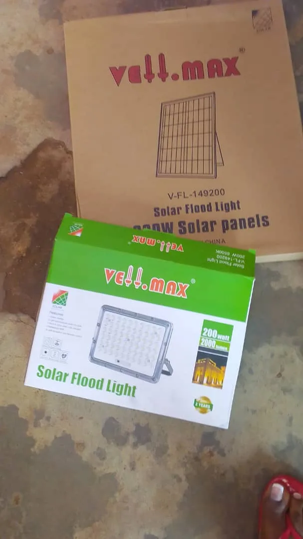 200W Vell Max Solar Flood Light Price in Nigeria at Nature Solar Global ...
